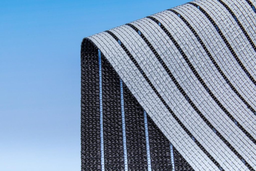 Black And White Reflective Shading Screens – PandaSunshade